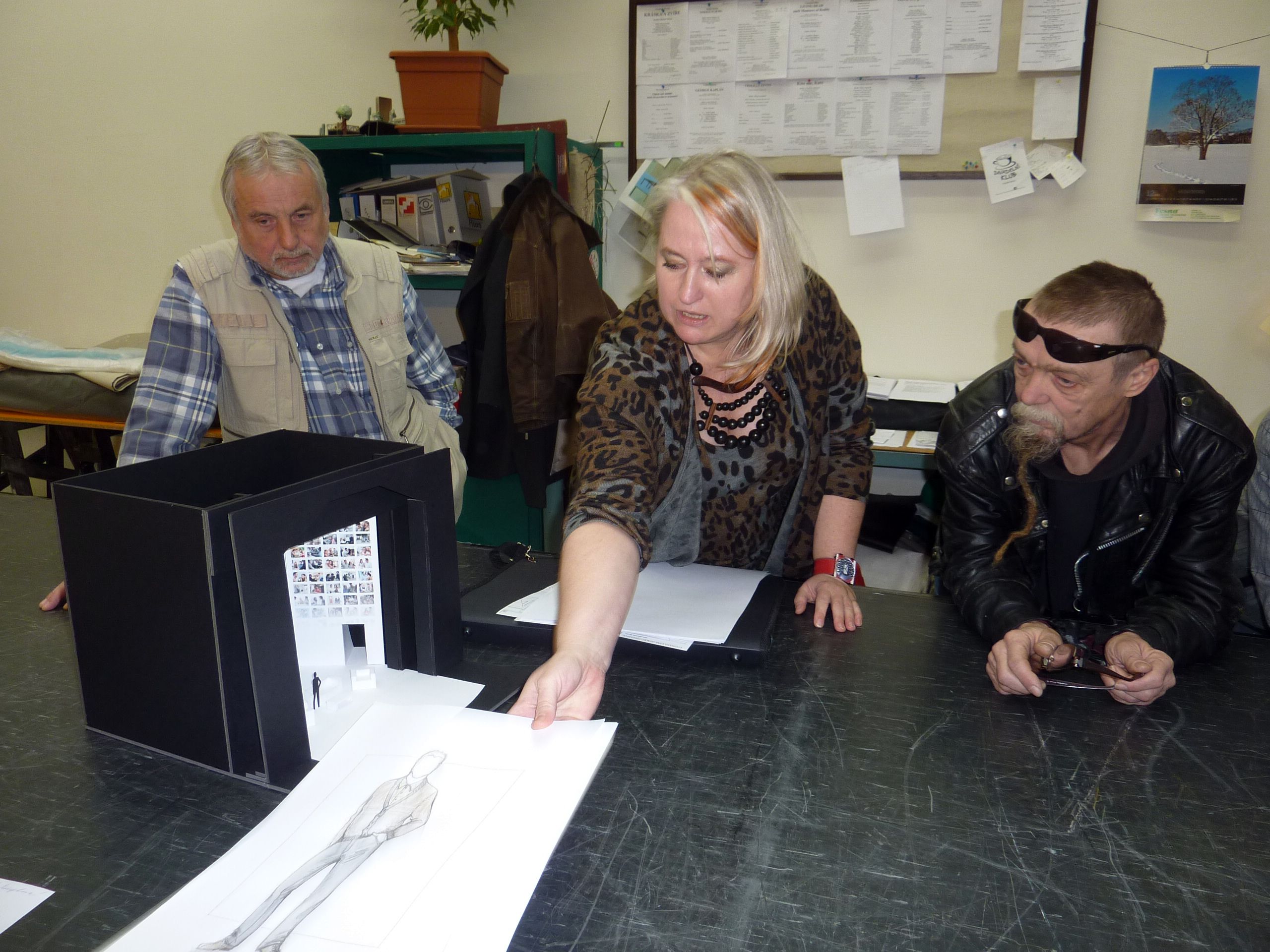 Jedenkrát předávačka pro Třikrát život | Východočeské divadlo Pardubice