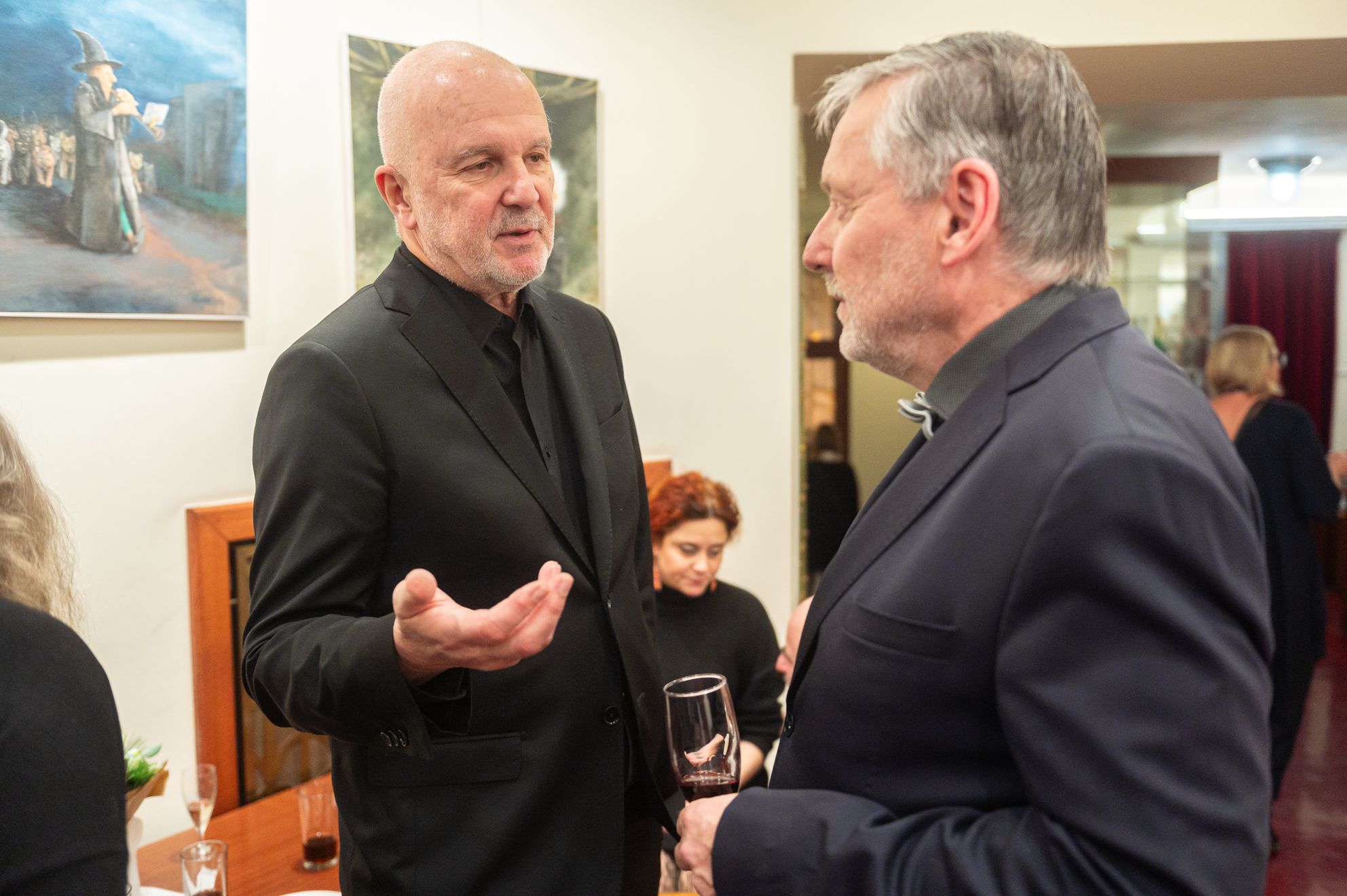 Momentky z premiéry BLÁZINCE BOŽÍHO | Východočeské divadlo Pardubice