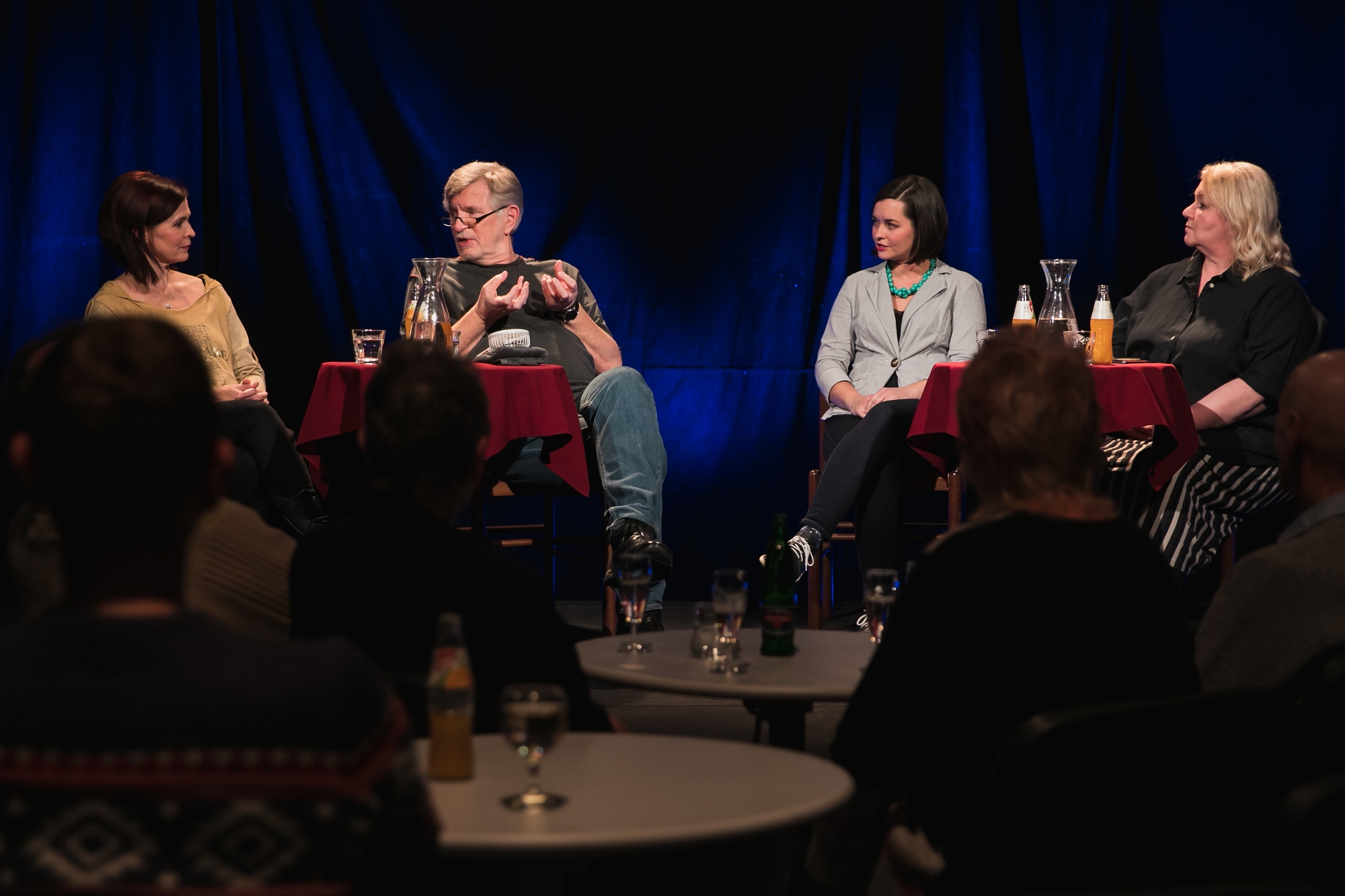 Mezi portály s MAKROPULOS musical | Východočeské divadlo Pardubice